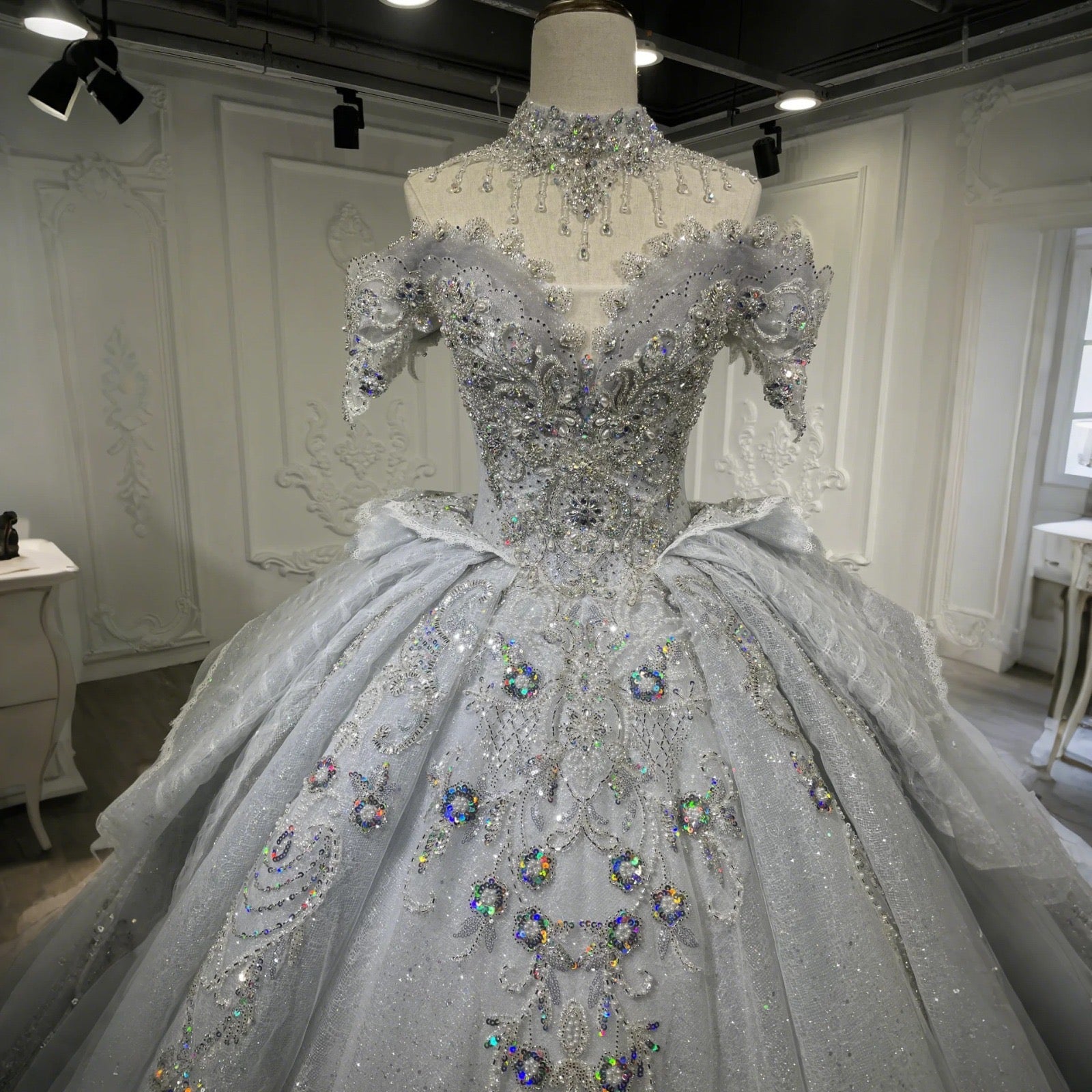 Luxury Formal Gowns, Birthday, Bridal, Quinceañera, Sweet 16 & More